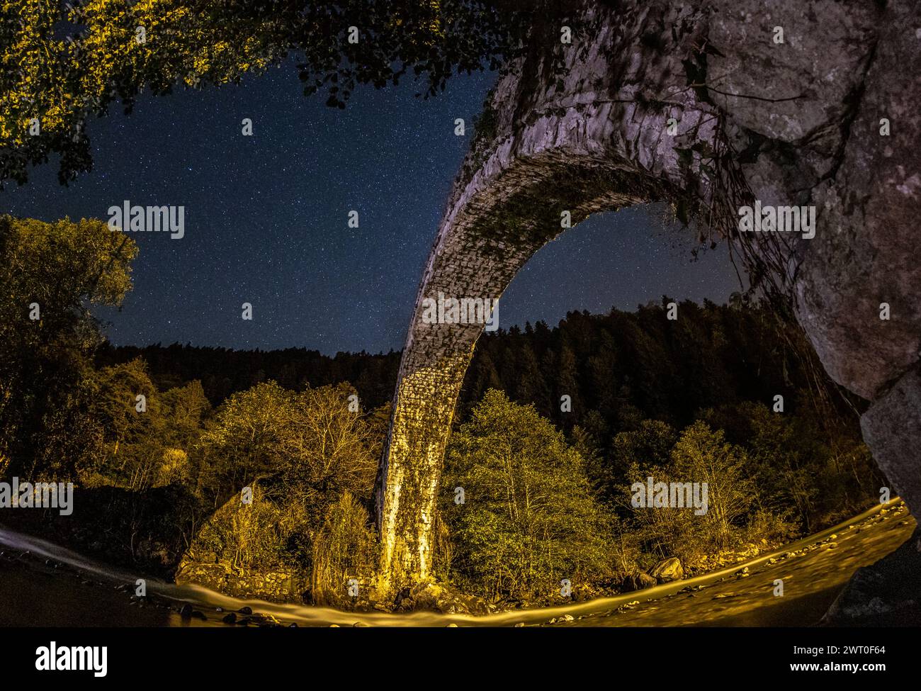 Starry arch hi-res stock photography and images - Alamy