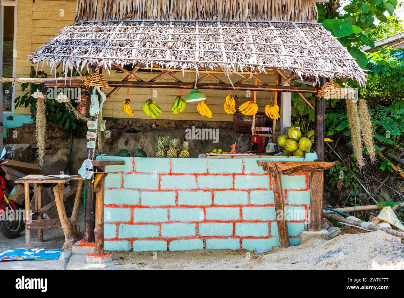 Fruit stand with cocktail, fruit stand, banana, pineapple, drink ...