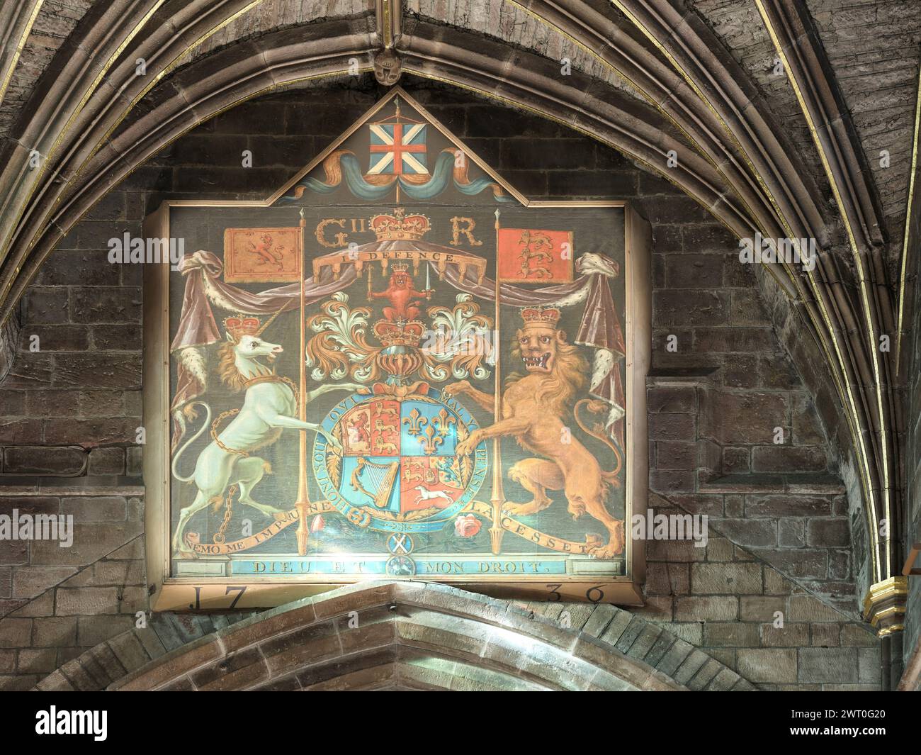 English royal emblem hi-res stock photography and images - Alamy