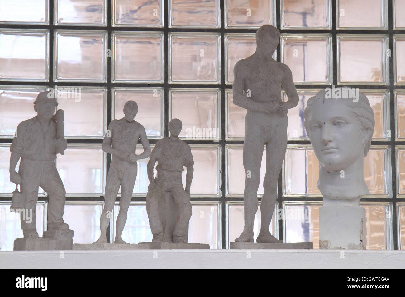 cast heads and statues as nice artist background (for art education ...