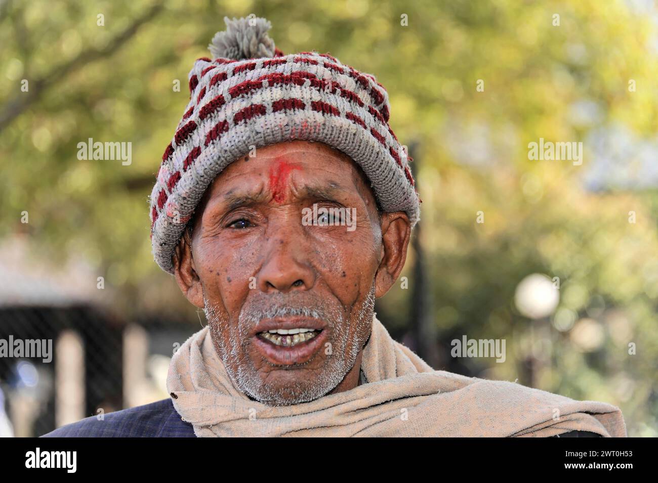 Nepalese face hi-res stock photography and images - Alamy