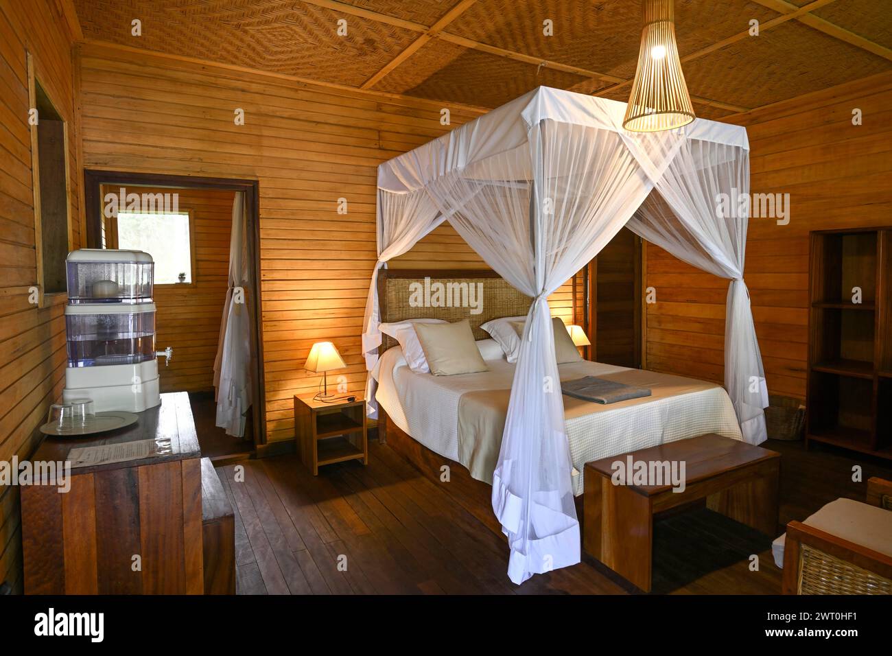 Chalet interior hi-res stock photography and images - Alamy