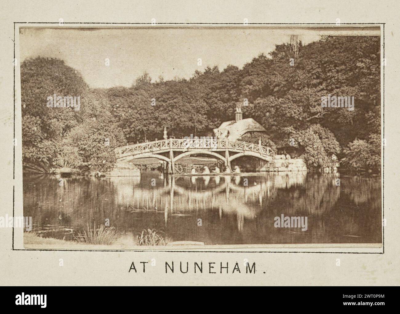 Black people surrounding the map hi-res stock photography and images ...