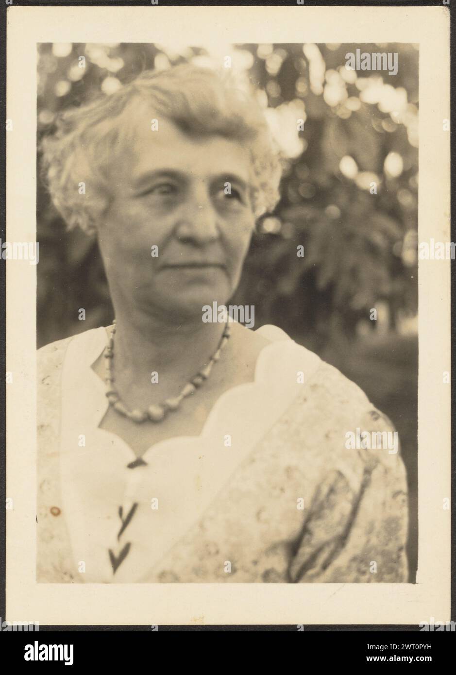 Portrait of a Woman. Louis Fleckenstein, photographer (American, 1866 ...