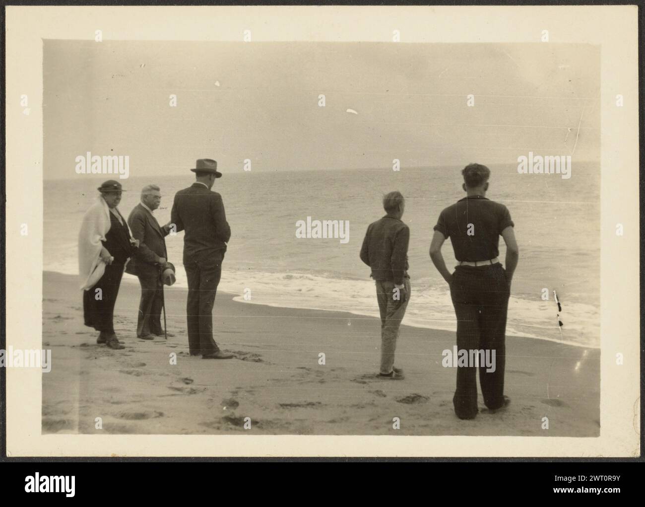 Fleckenstein Family at the Beach. Louis Fleckenstein, photographer ...
