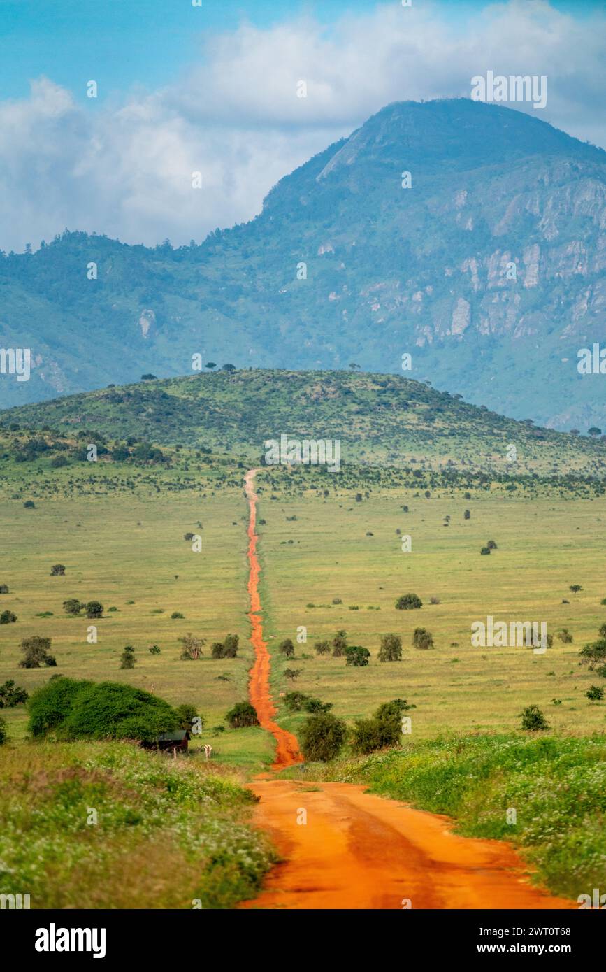 Red dirt road africa hi-res stock photography and images - Alamy