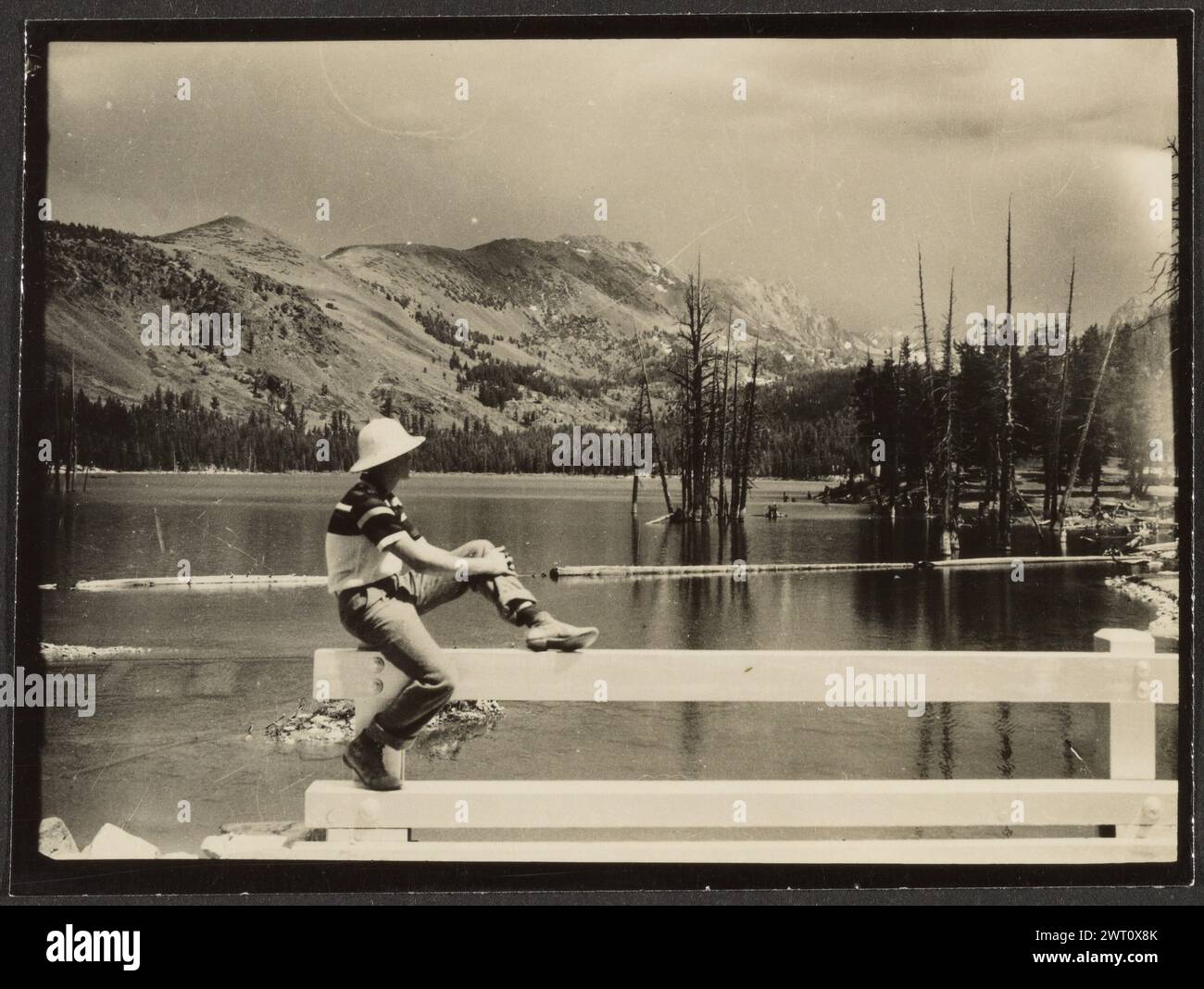 Lake mary mammoth hi-res stock photography and images - Alamy