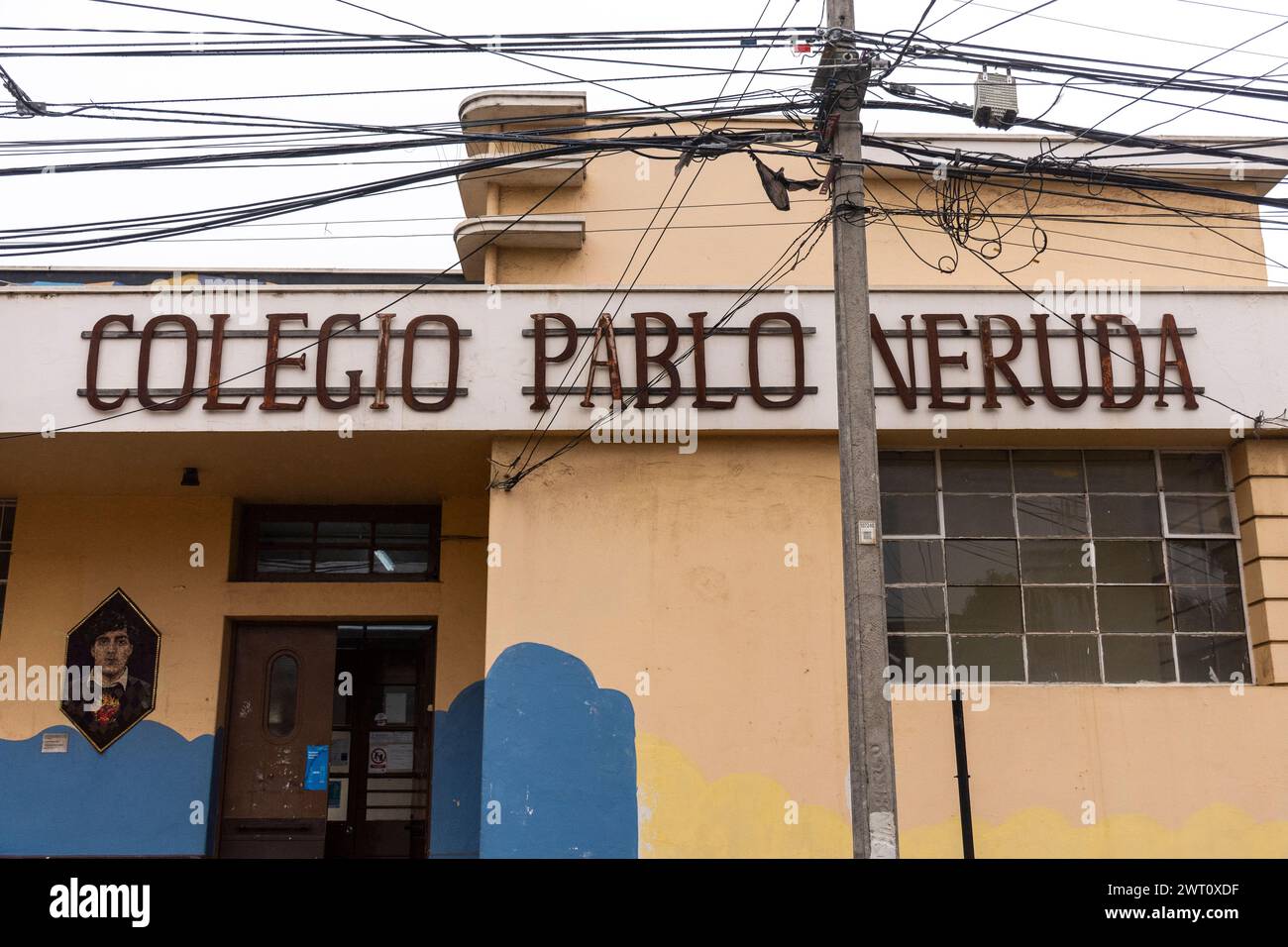 Pablo neruda school hi-res stock photography and images - Alamy