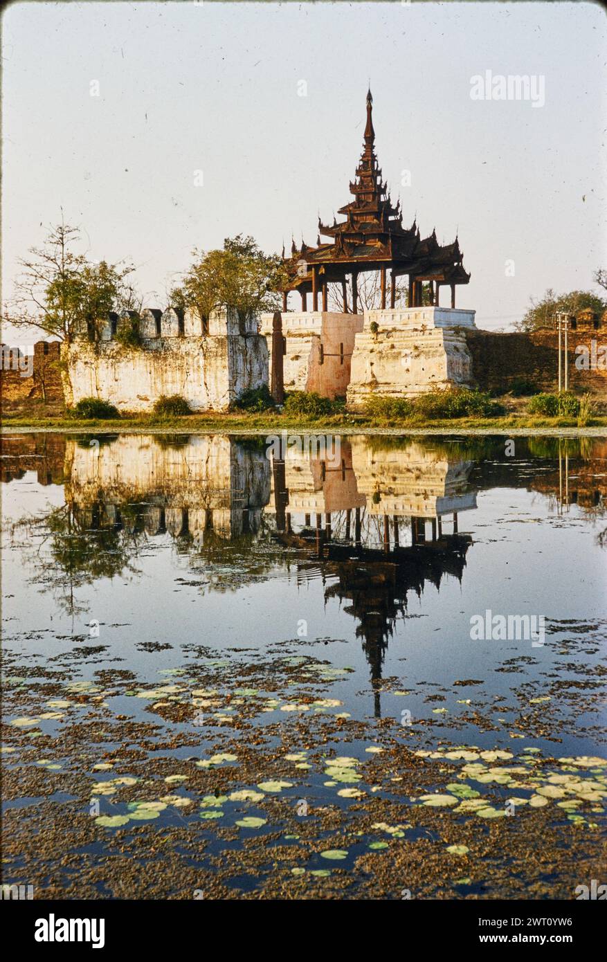 Scholarl hi-res stock photography and images - Alamy