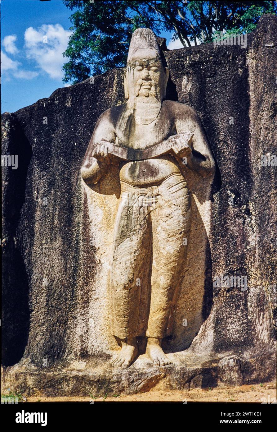 Colossal statue of parakramabahu i hi-res stock photography and images ...