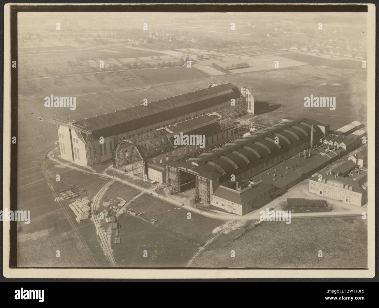 Construction of Building for Graf Zeppelin, Friedrichshafen. Robert ...