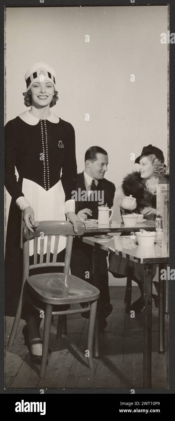 Lyons Tea Shop Nippy. Günther Krampf, photographer (Austrian, 1899 ...