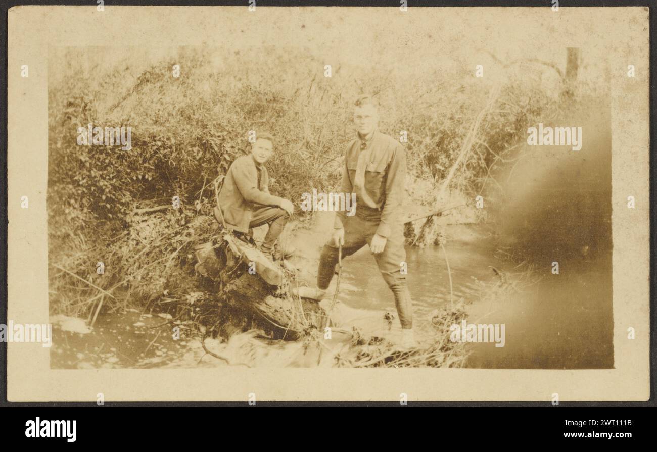 Not properly dressed hi-res stock photography and images - Alamy