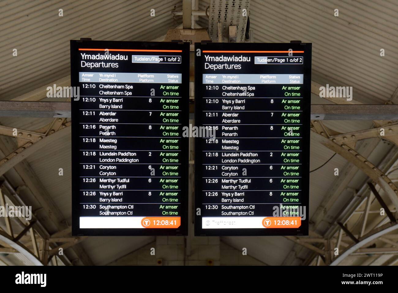 New high contrast departure information displays at Transport For Wales ...