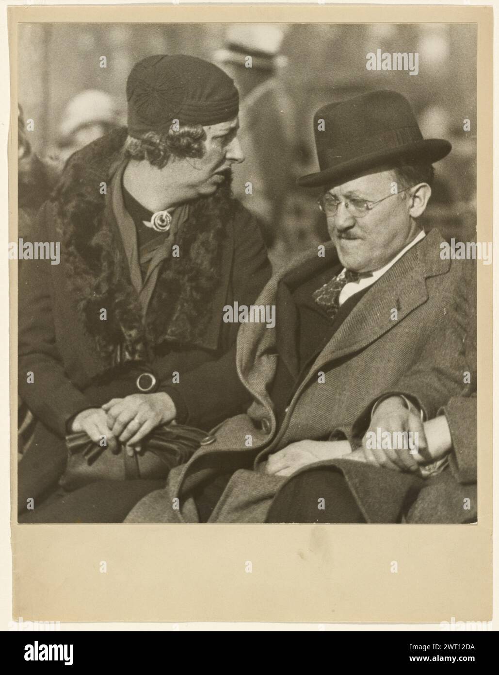A Bench in the Bronx on Sunday. Walker Evans, photographer (American ...