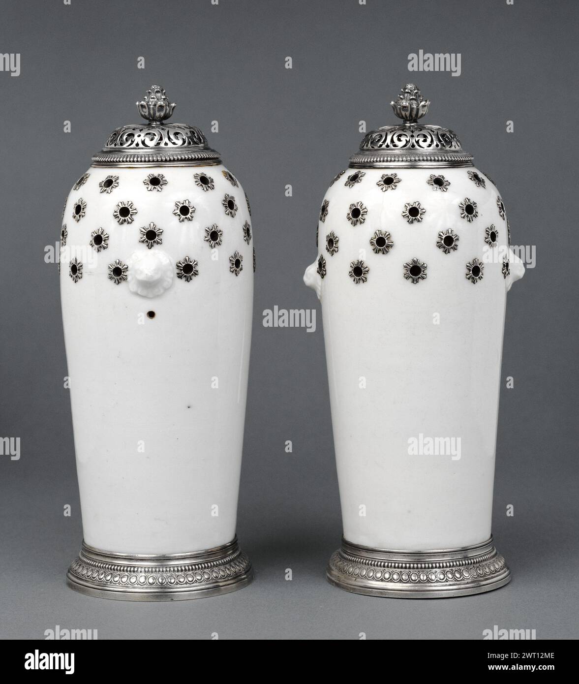 Pair of Lidded Vases. Unknown porcelain about 1700, mount 1722–1727 An ...