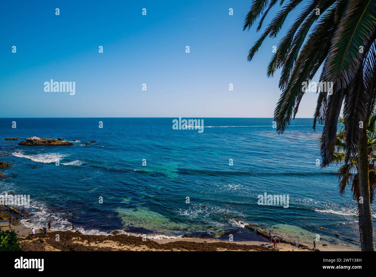 A beautiful overlooking view of nature in Laguna Beach, Californ Stock ...