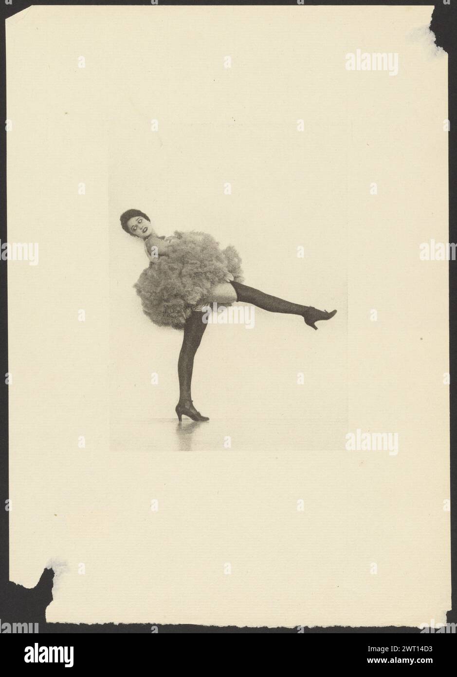 Affixed to sheet hi-res stock photography and images - Alamy