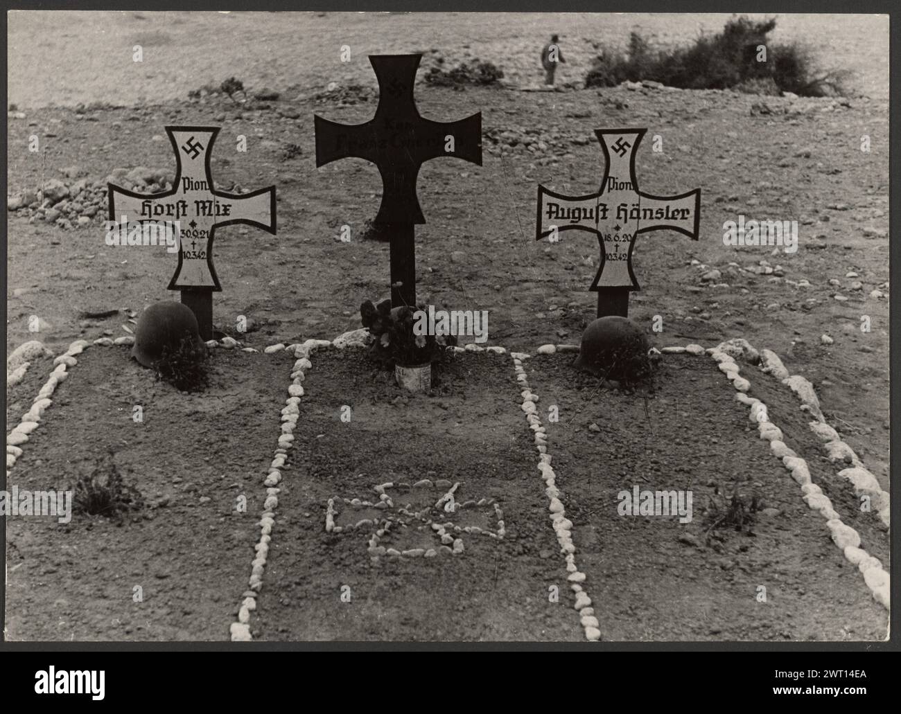 Crosses german graves hi-res stock photography and images - Alamy