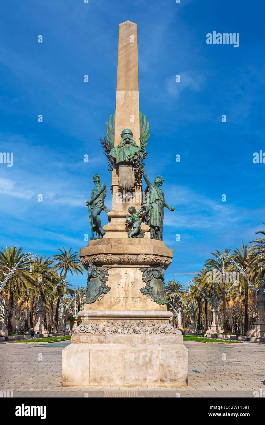 Pedestal and stone obelisk of montjuic hi-res stock photography and images - Alamy