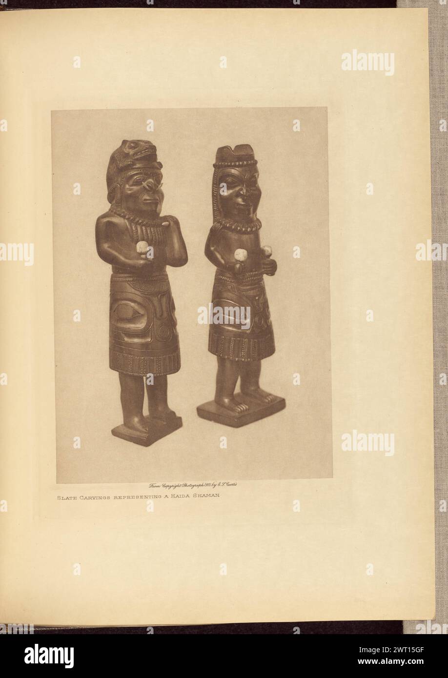 Haida slate carvings hi-res stock photography and images - Alamy