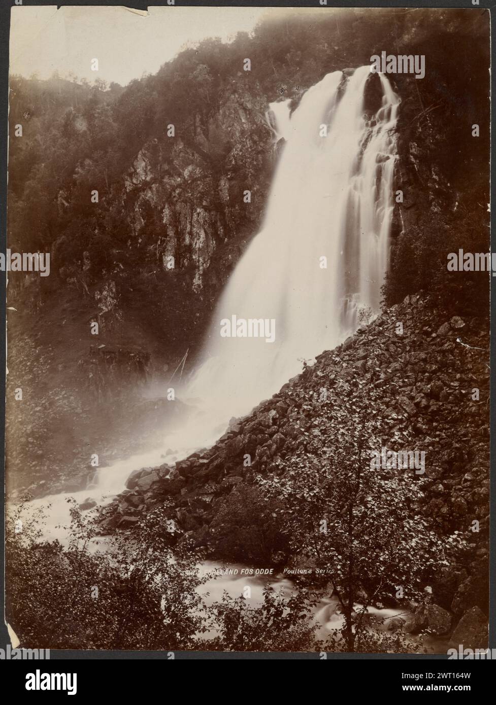 Chatsworth waterfall hi-res stock photography and images - Alamy