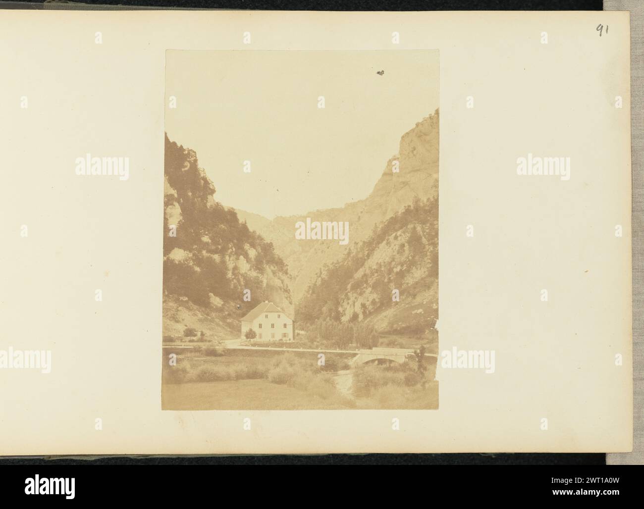 Sparsely built hi-res stock photography and images - Alamy