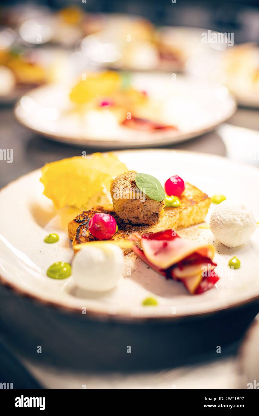 Fine dining food hi-res stock photography and images - Alamy