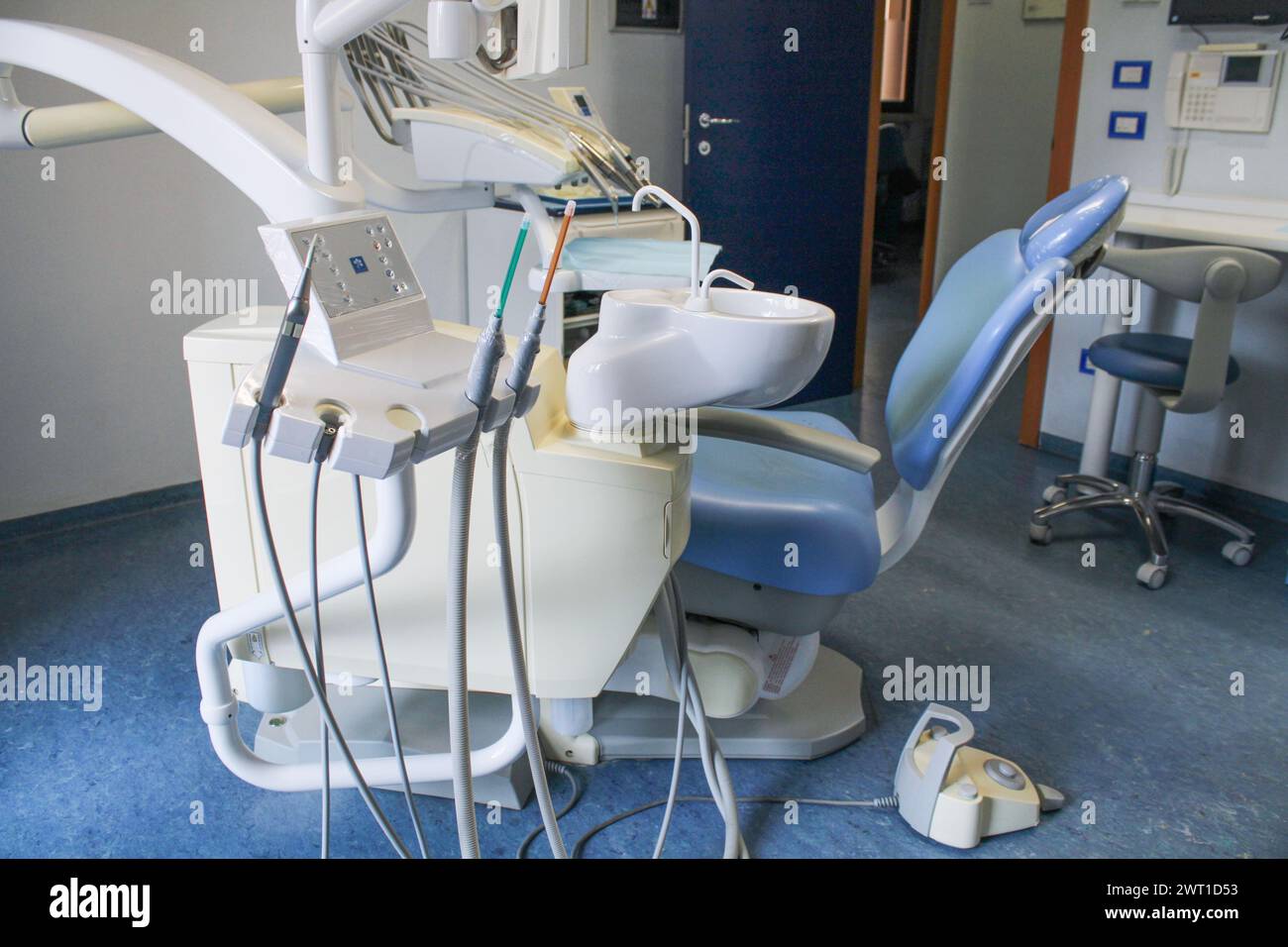 Dental practice for dental surgeries. One sees chairside nurse, dental ...