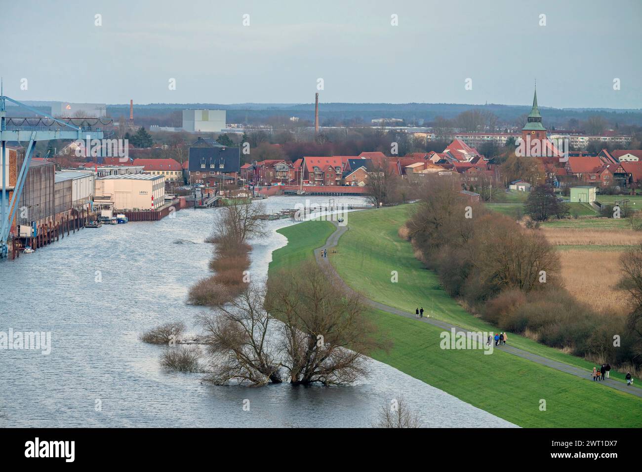 Hochwasser hochwasser hochwasser winter hi-res stock photography and ...