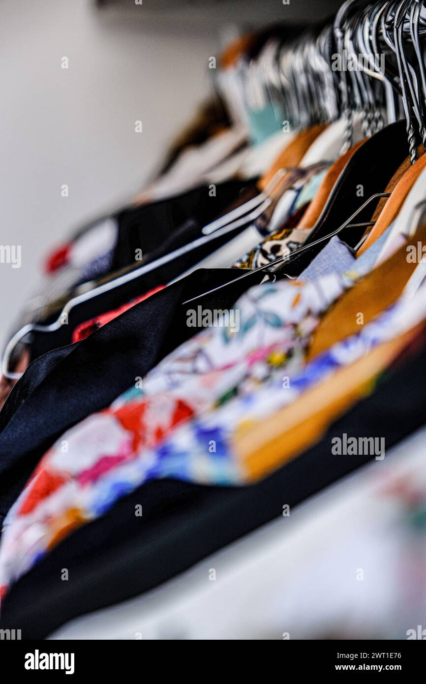 Temu symbol hi-res stock photography and images - Alamy