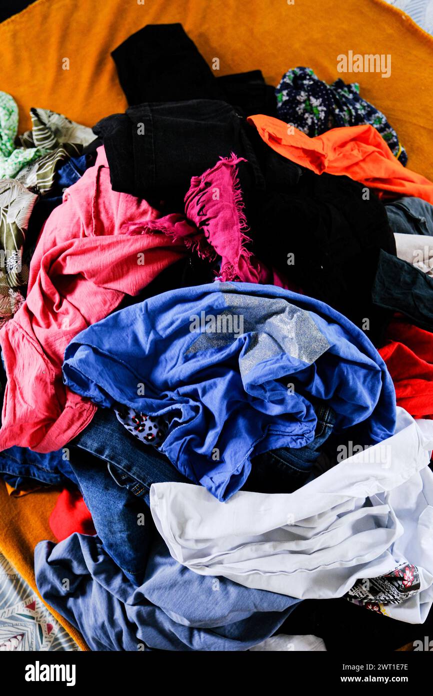 Temu symbol hi-res stock photography and images - Alamy