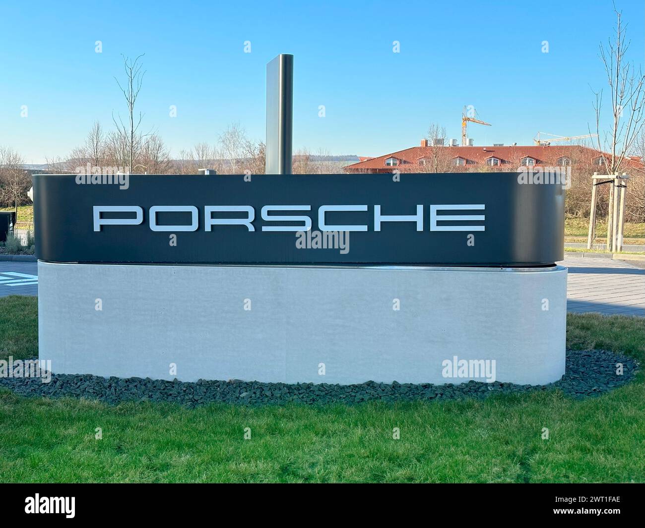 Porsche Charging Lounge Bingen am rhein, Power Charger electric vehicle ...
