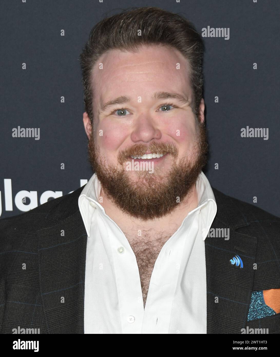 Zeke Smith arrives at the 35th Annual GLAAD Media Awards held at the ...
