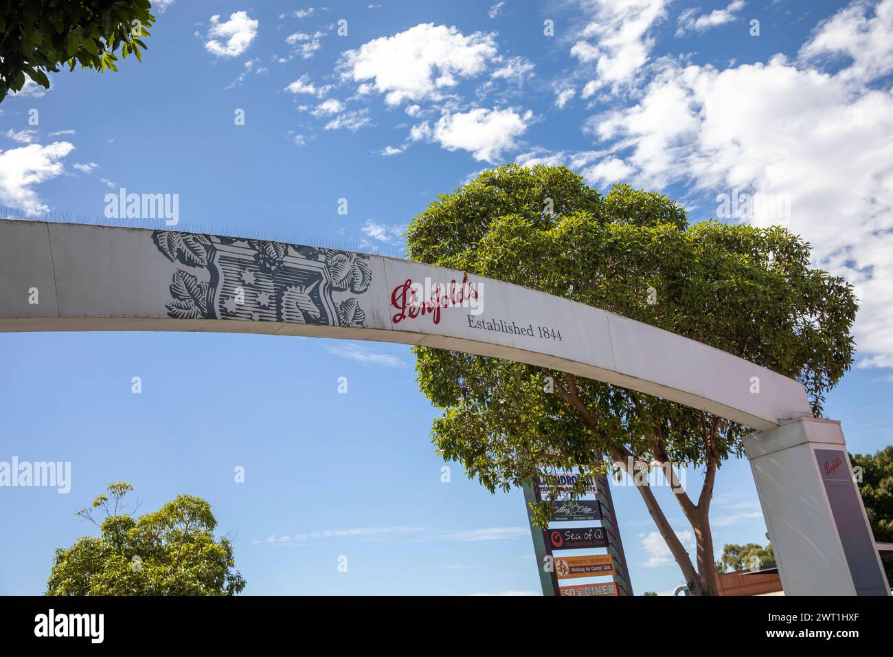 Road archway sponsored by Penfolds wines at entrance to Tanunda town ...