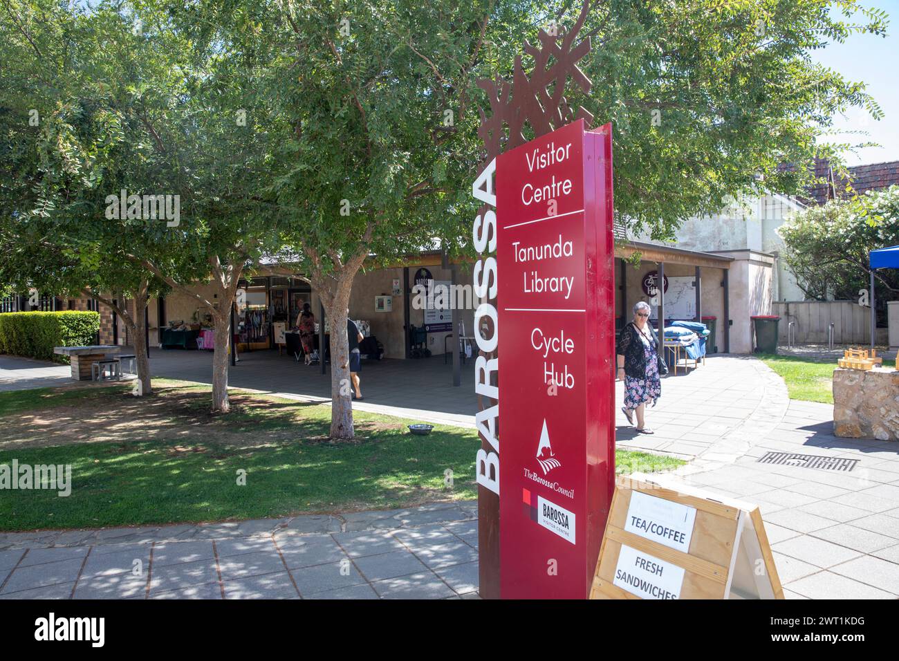 Barossa Valley, Barossa visitor tourist information centre with library ...