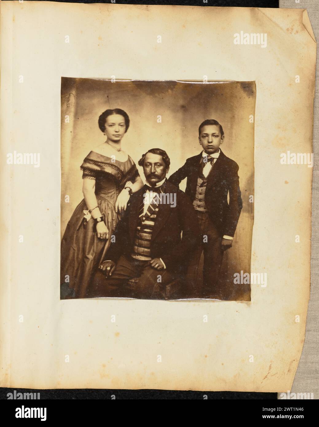 Group portrait. Jakob Höflinger, photographer (Swiss, 1819 - 1898 ...