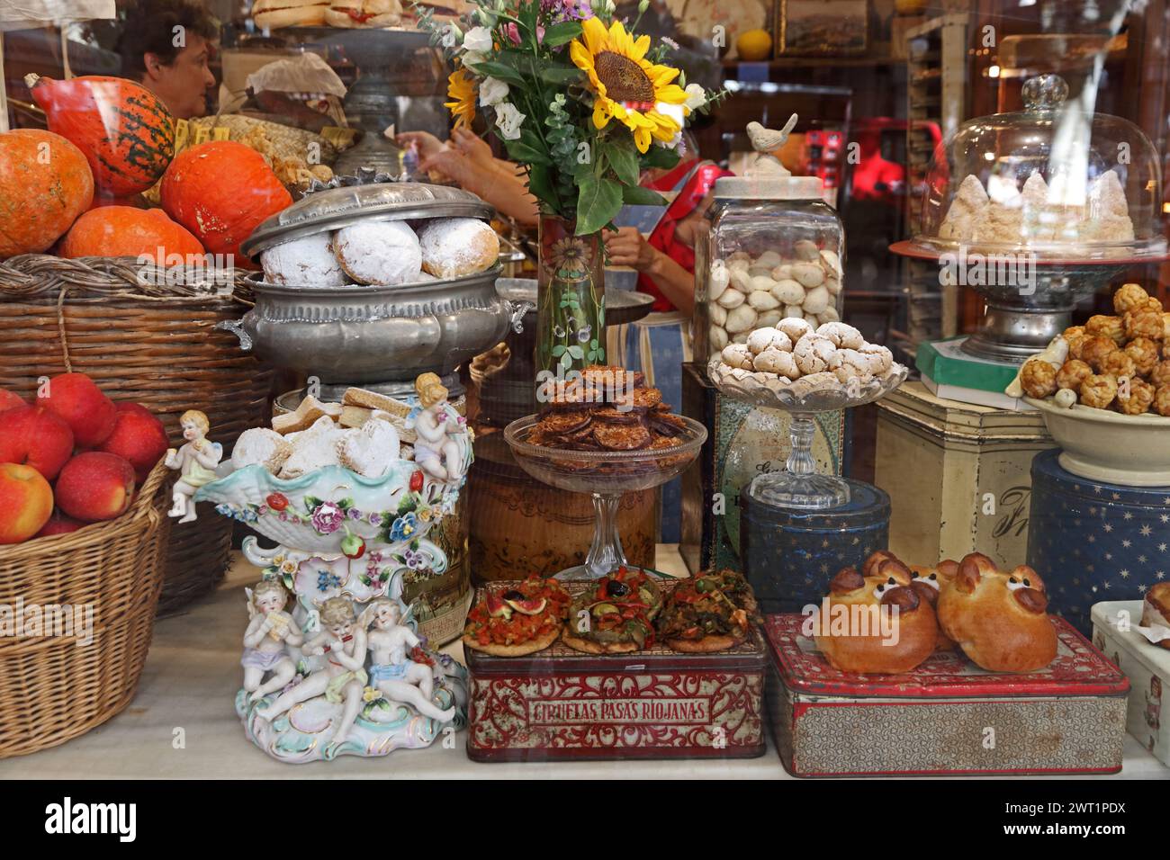 Bakery goods on display in window of Fornet de la Soca bakery, Palma ...