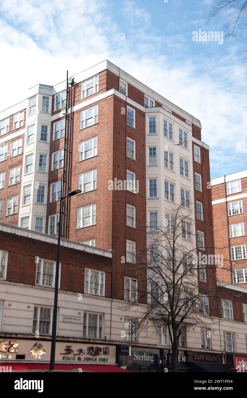 London mansion block hi-res stock photography and images - Alamy