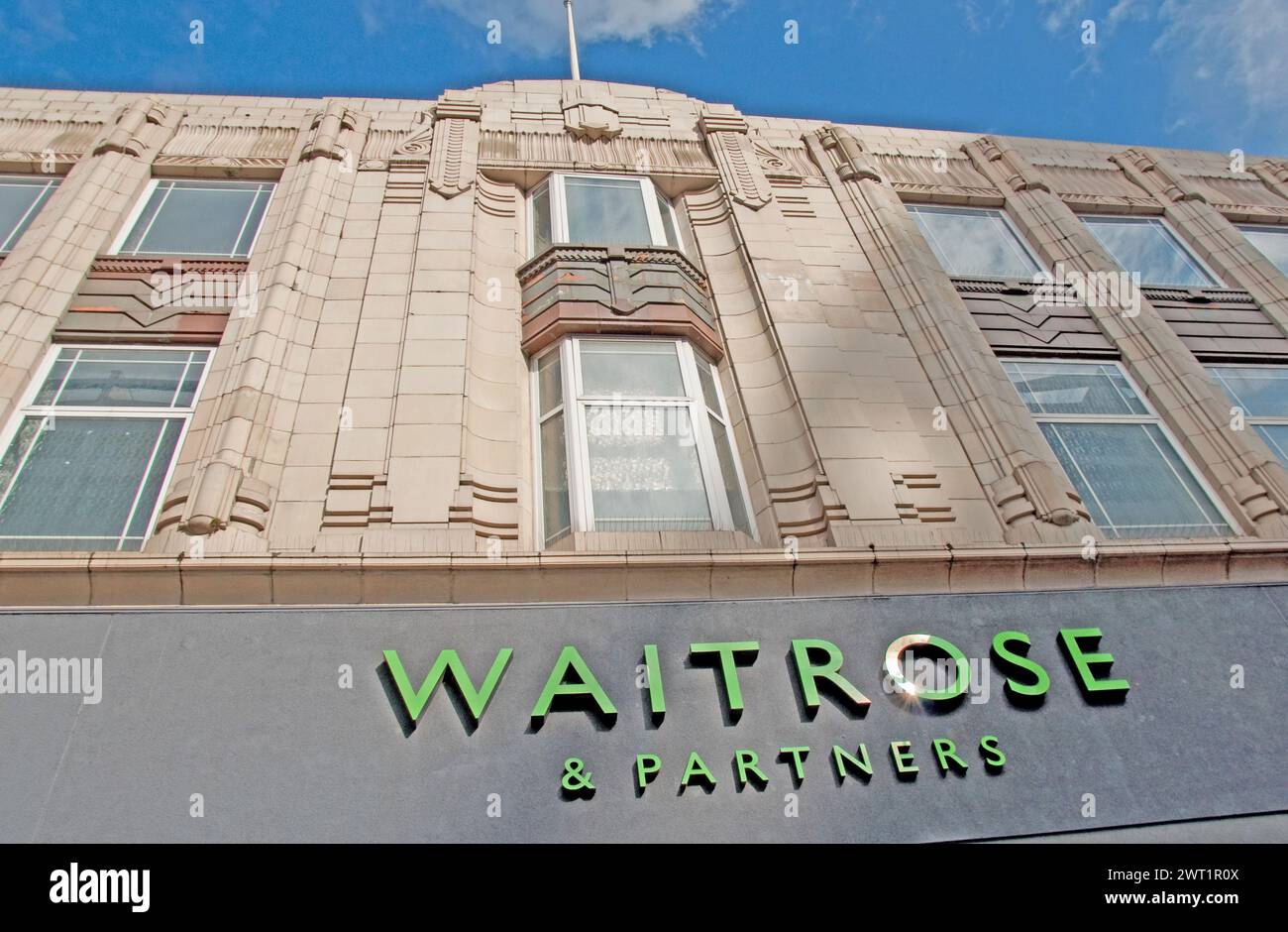 Art Deco Style Buildings above Waitrose Supermarket, Edgware Road ...