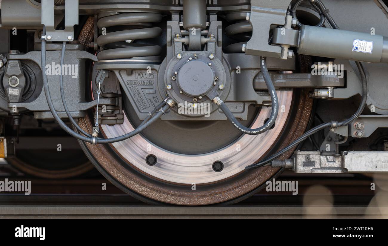 15 March 2024, Saxony-Anhalt, Halle (Saale): A new type of hybrid ...