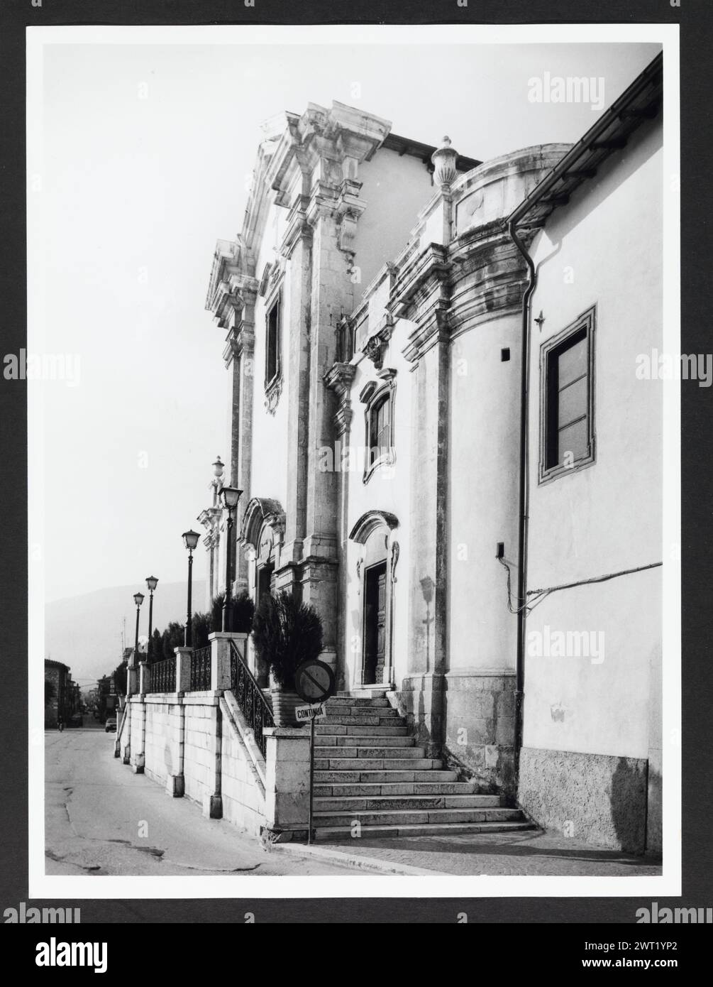 Abruzzo L'Aquila Luco dei Marsi S. Maria delle Grazie. Hutzel, Max 1960 ...