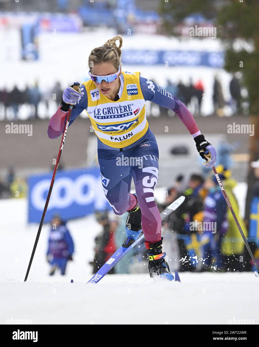 Jessie Diggins, USA, in action during the sprint qualification at the ...