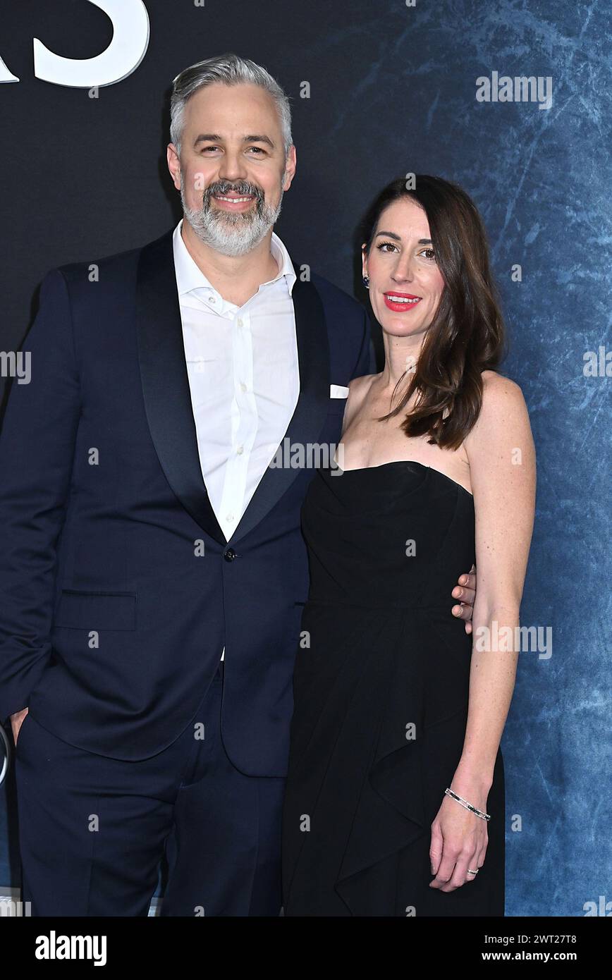 Ghostbusters frozen empire art hi-res stock photography and images - Alamy