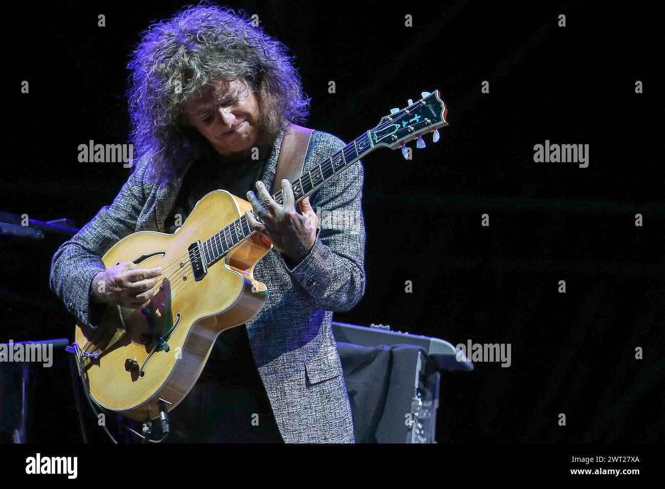 Metheny hi-res stock photography and images - Alamy