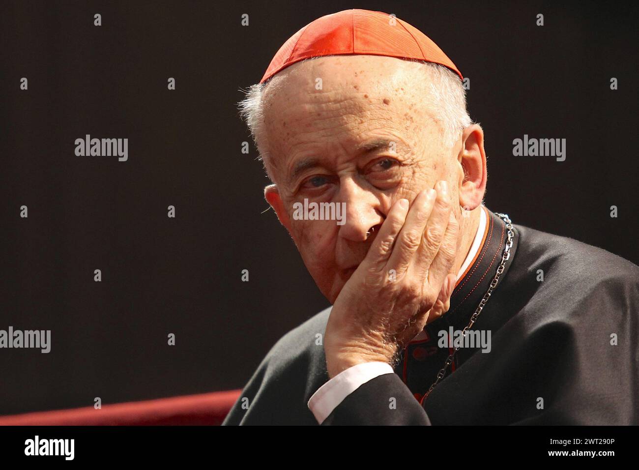Cardinal camillo ruini hi-res stock photography and images - Alamy