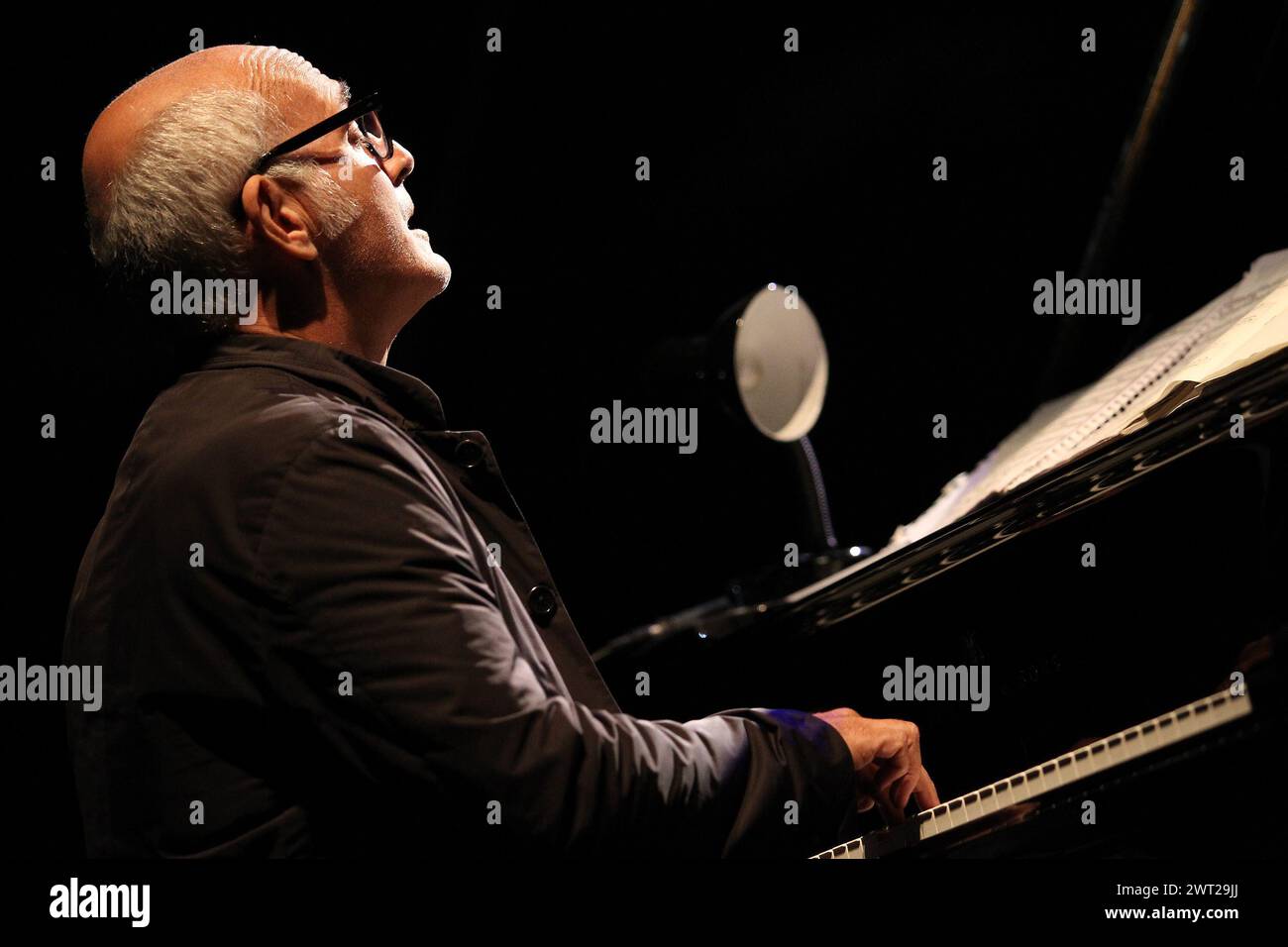 Ludovico einaudi concert hi-res stock photography and images - Alamy