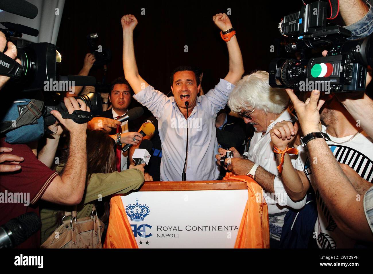Mayor naples luigi de hi-res stock photography and images - Alamy