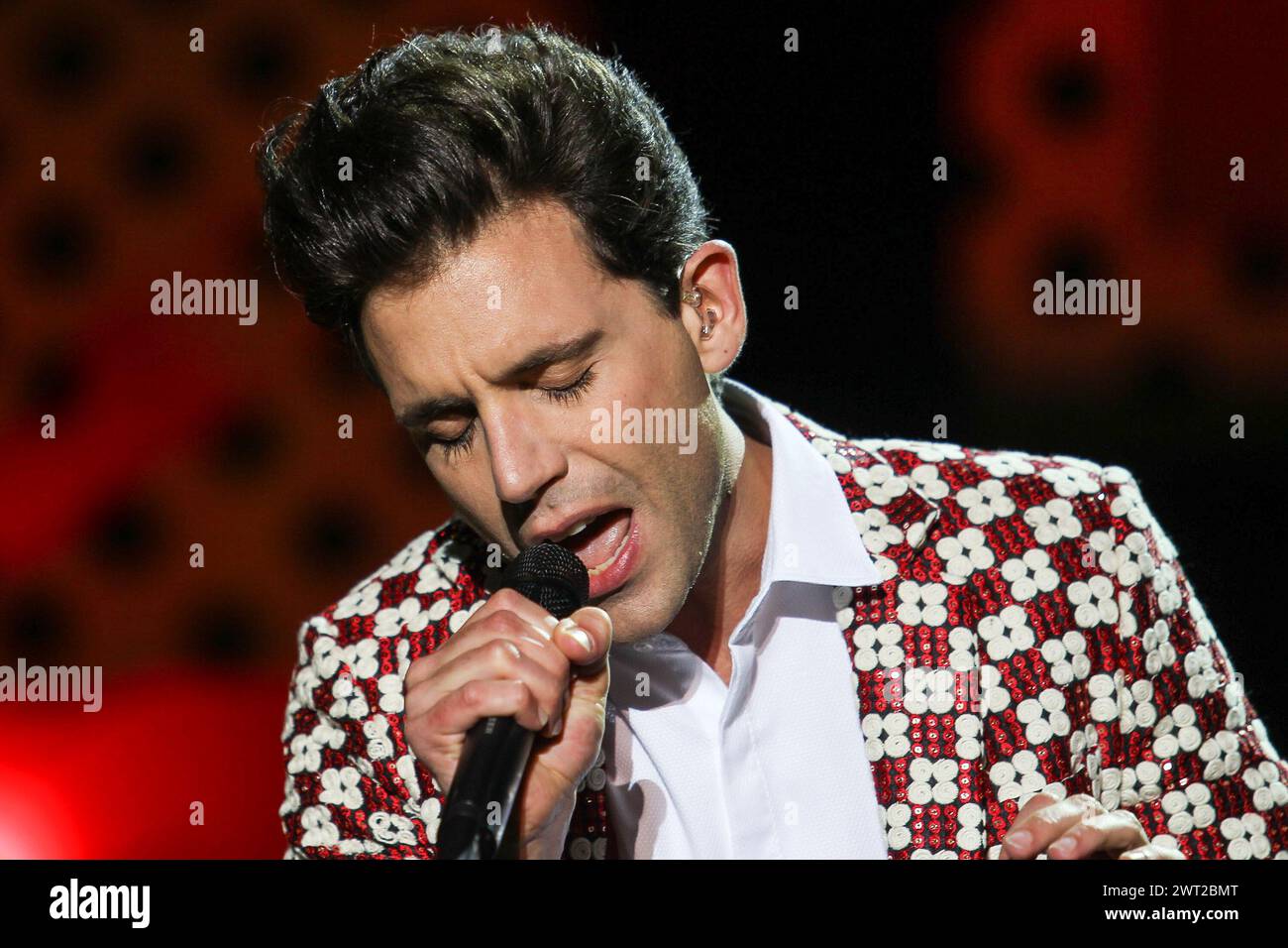 The pop singer Mika during a concert in Naples Stock Photo - Alamy
