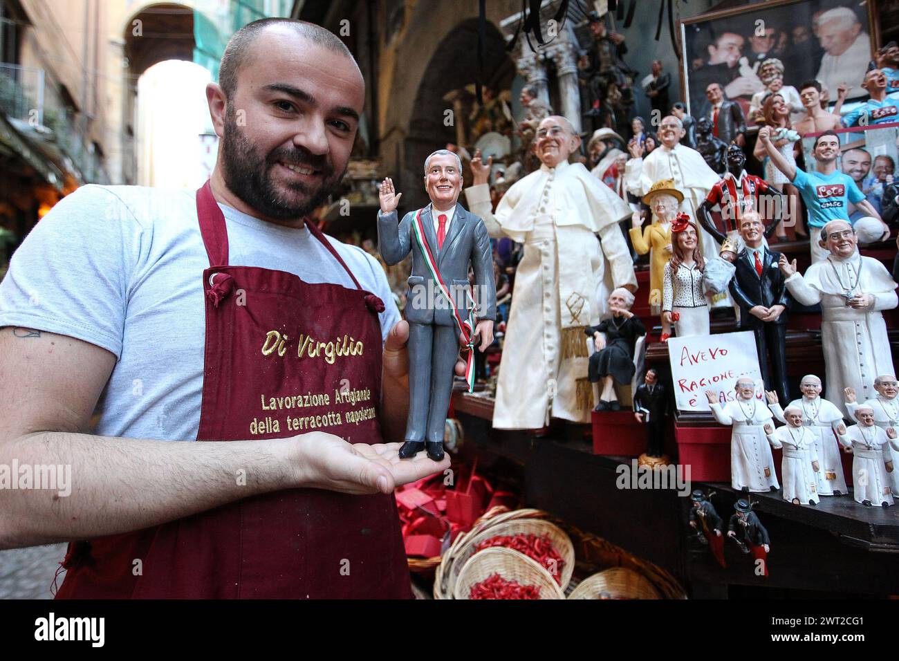 The statuette of the mayor of New York Bill de Blasio in San Gregorio ...